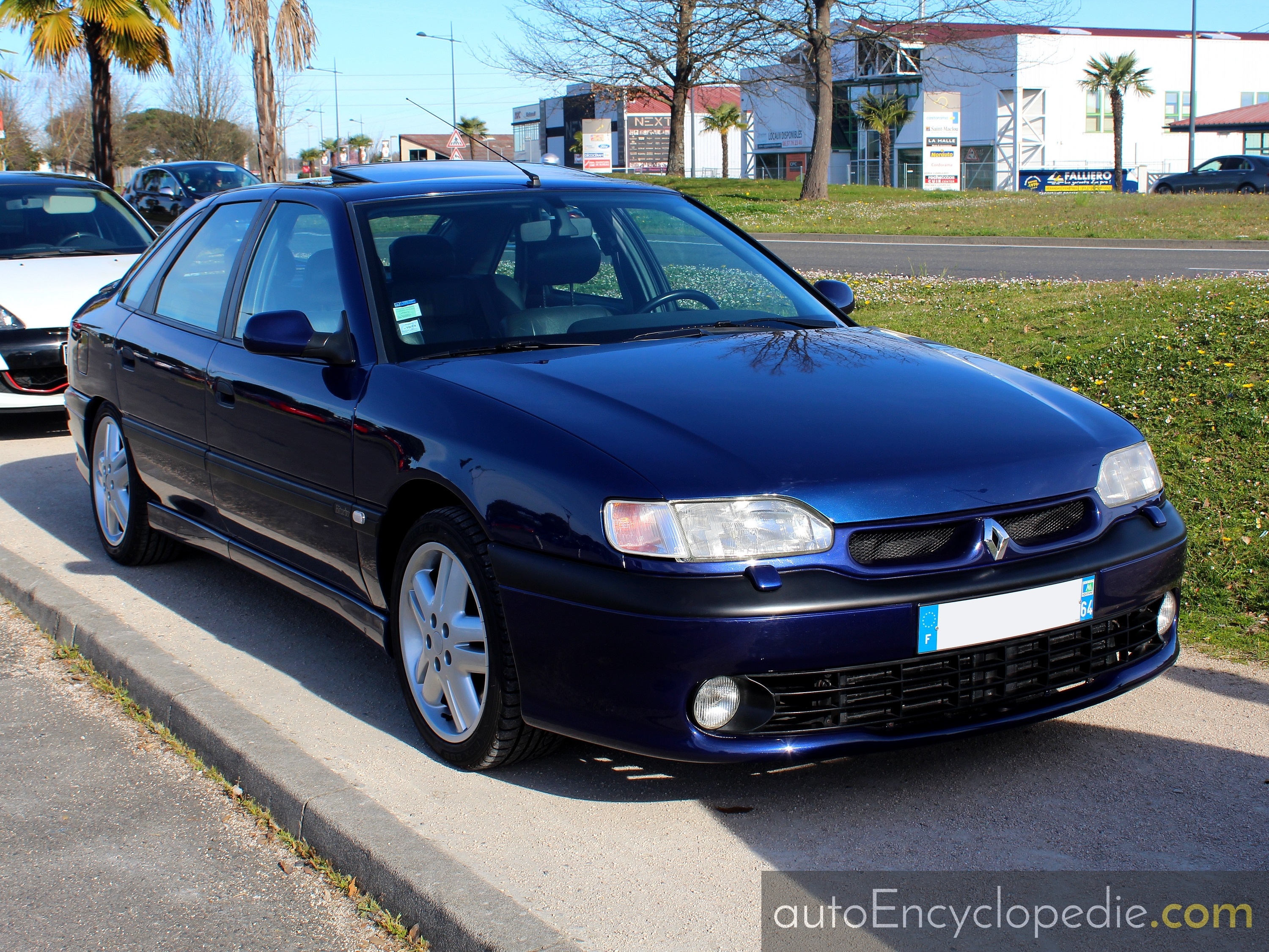 Coloris Renault Safrane Biturbo - autoencyclopedie.com | Histoire de l ...